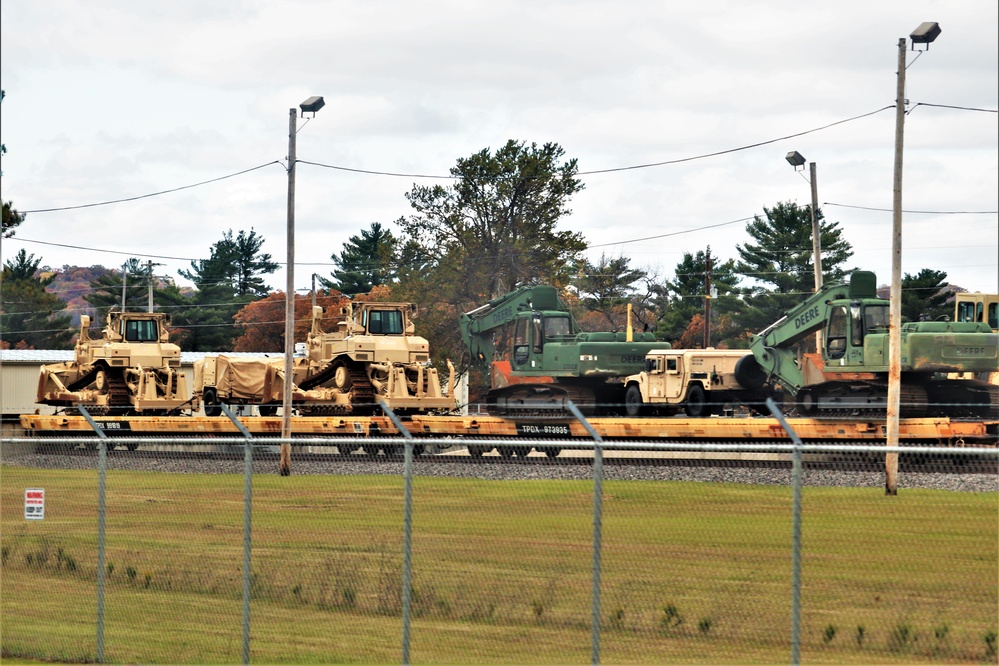 DVIDS - Images - Engineer unit's equipment, vehicles on railcars at ...
