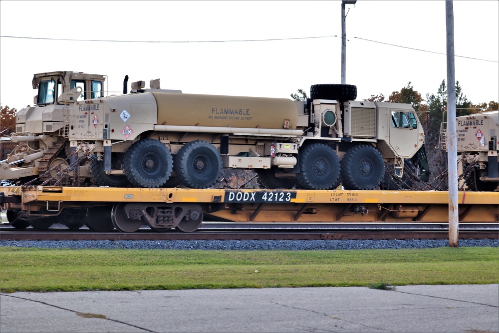 DVIDS - Images - Engineer unit's equipment, vehicles on railcars at ...