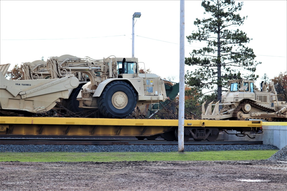 DVIDS - Images - Engineer unit's equipment, vehicles on railcars at ...