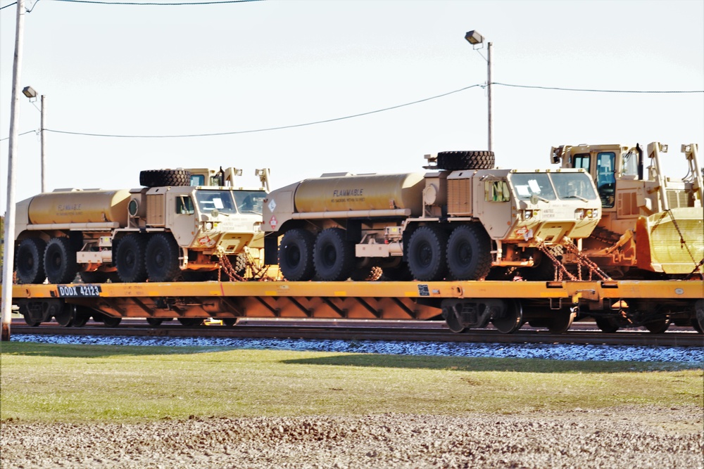 DVIDS - Images - Engineer unit's equipment, vehicles on railcars at ...