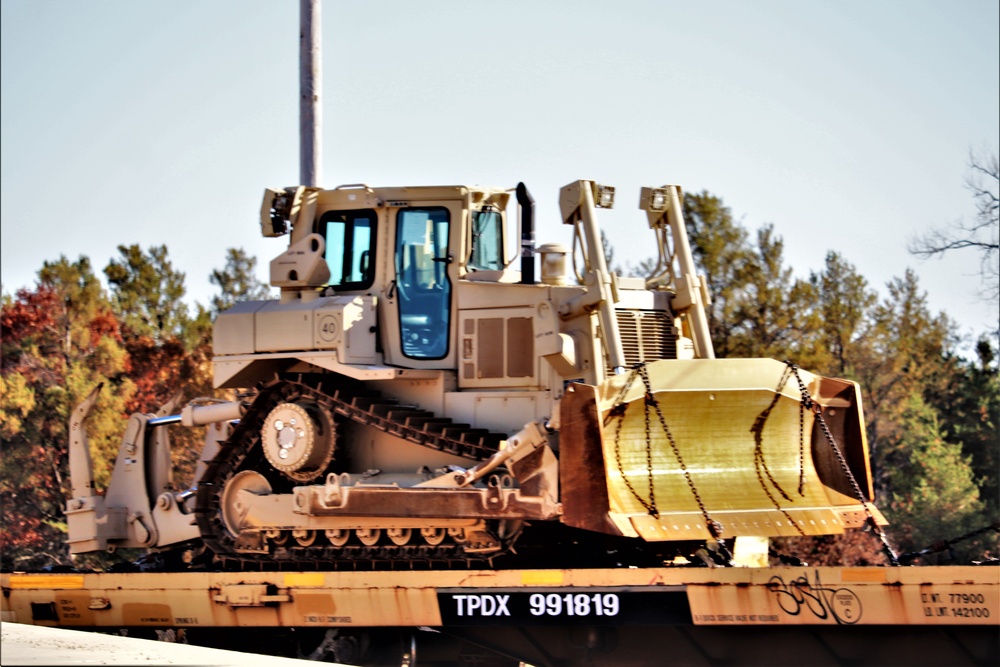 DVIDS - Images - Engineer unit's equipment, vehicles on railcars at ...