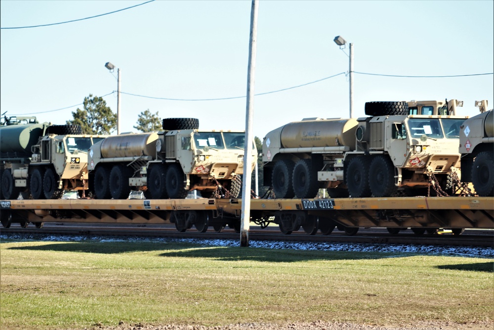 DVIDS - Images - Engineer unit's equipment, vehicles on railcars at ...