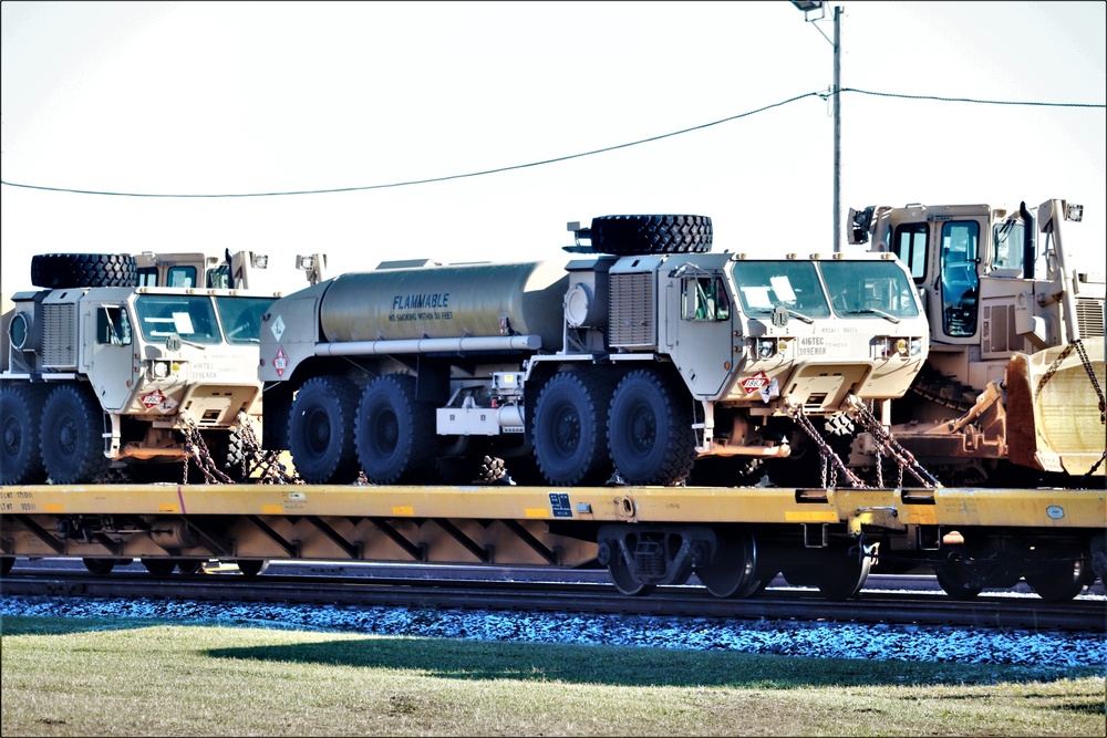 DVIDS - Images - Engineer unit's equipment, vehicles on railcars at ...