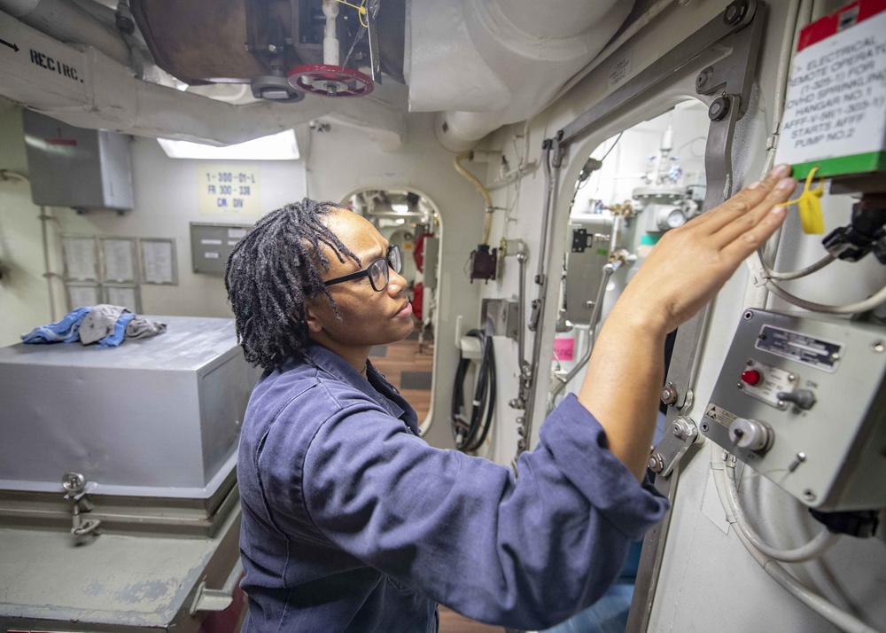 DVIDS - Images - USS McCampbell Zone Inspection [Image 5 of 5]