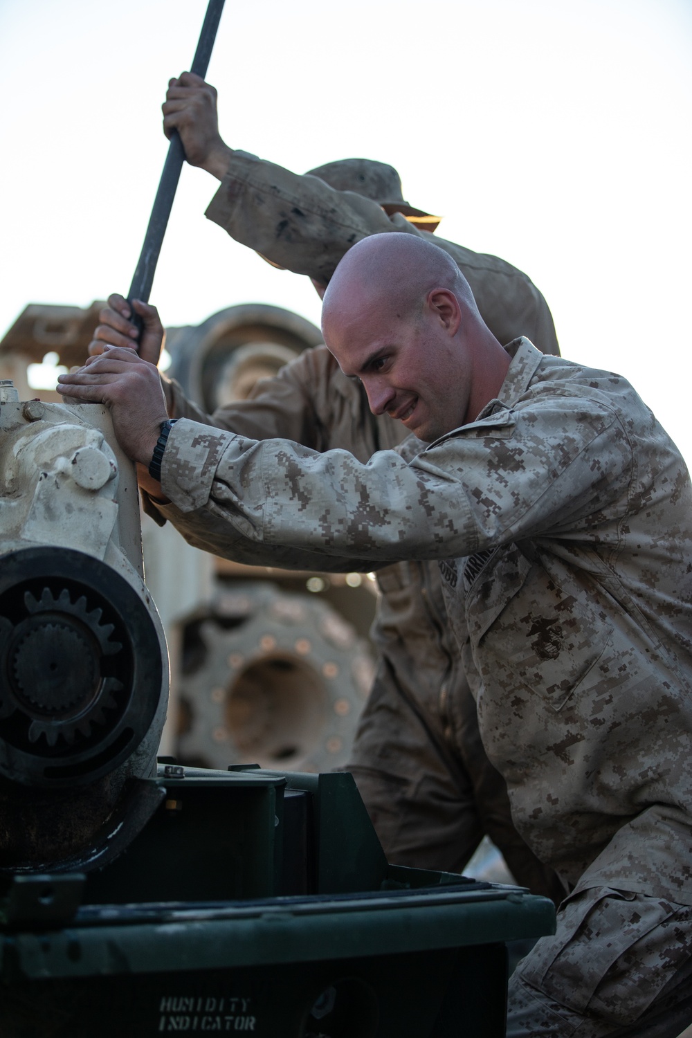 DVIDS - Images - Units work together to keep vehicles in the fight ...