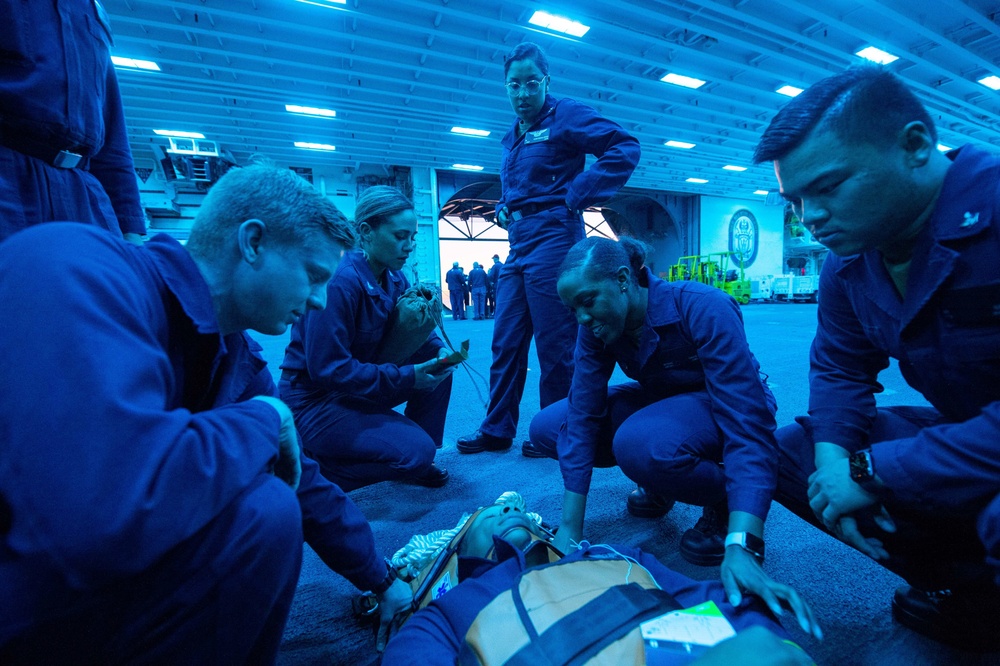 DVIDS - Images - USS Makin Island Underway [Image 4 of 4]