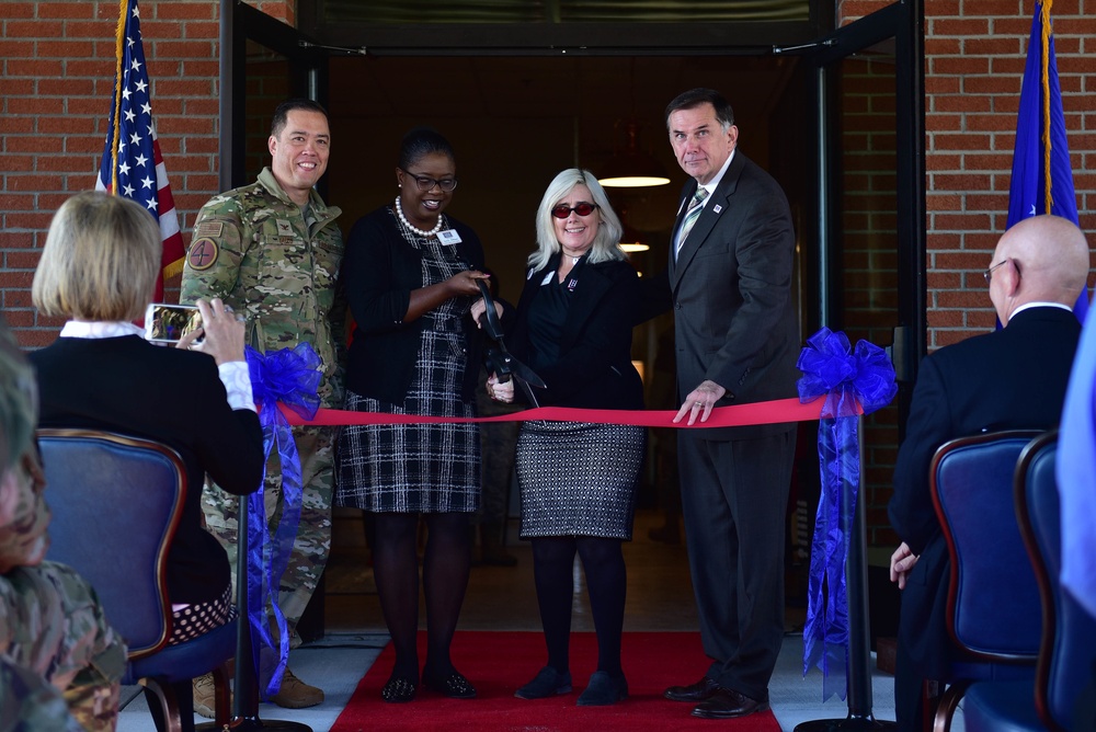 DVIDS - News - USO of NC opens center at SJAFB