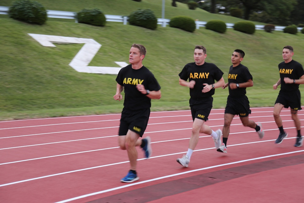 DVIDS - News - U.S. Army Japan Ten-Miler team finishes in top 20 in ...