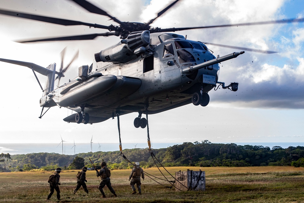 DVIDS - Images - Weight Lifting Super Stallions and Their Spotters ...