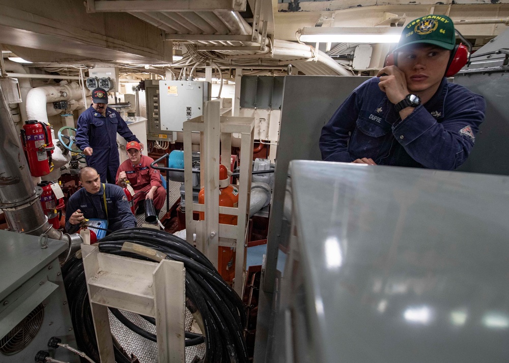 DVIDS - Images - USS Carney (DDG 64) [Image 12 of 13]