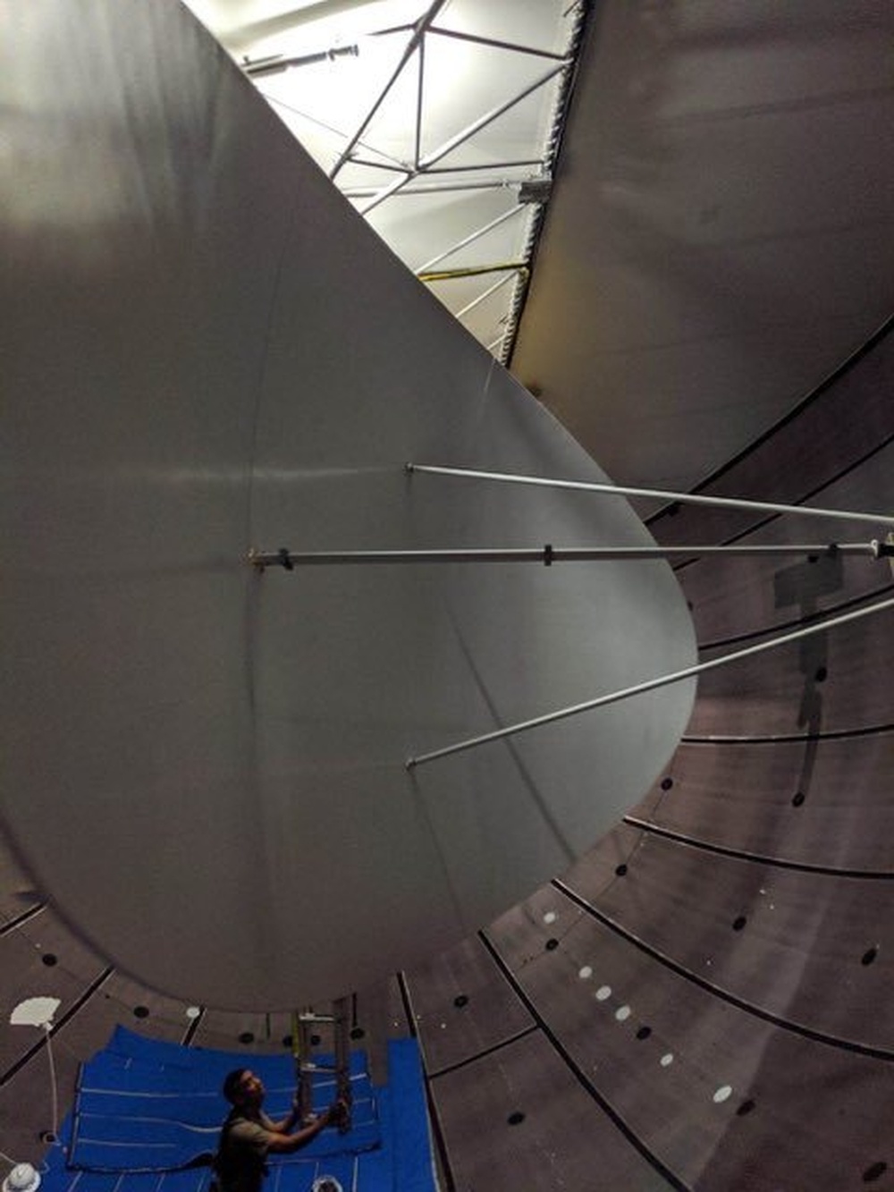 DVIDS - Images - Tethered Aerostat Radar System Optimization [Image 6 of 7]