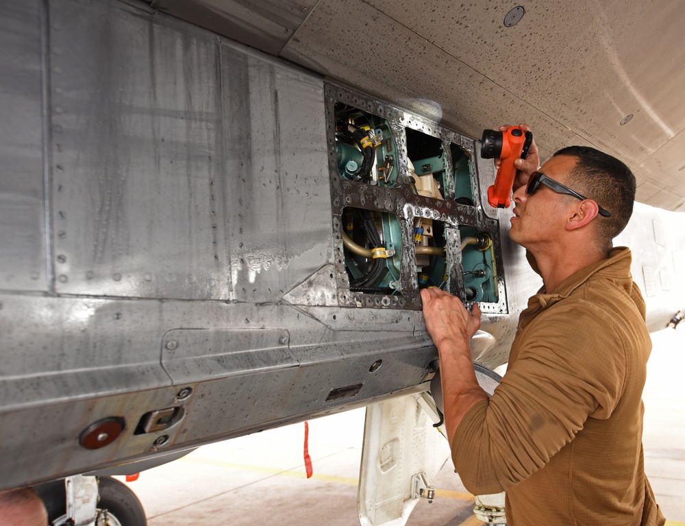 DVIDS - Images - 173rd Fighter Wing travels to Tucson to support aspiring F-16 pilot training ...