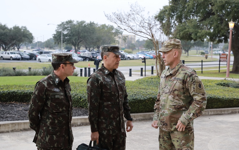 DVIDS - News - Army South welcomes Brazilian leaders in preparation for ...