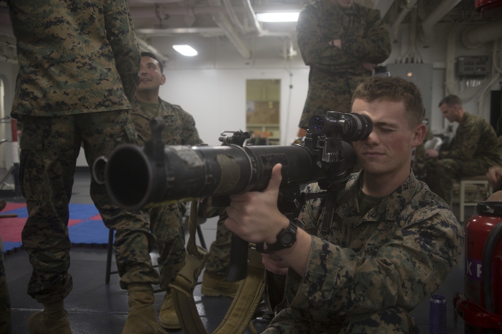 DVIDS - Images - 31st MEU Marines conduct weapon familiarization ...