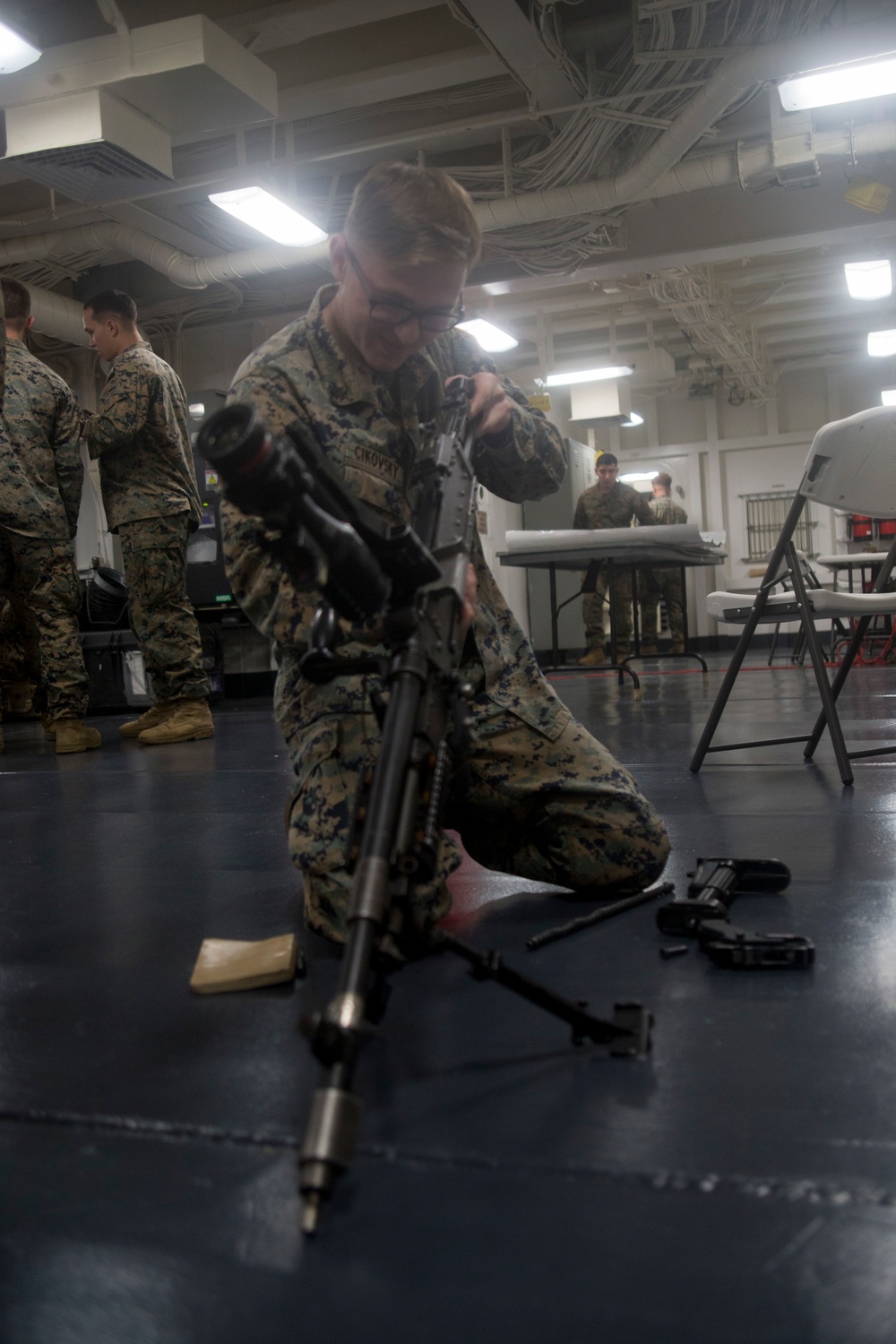 DVIDS - Images - 31st MEU Marines conduct weapon familiarization ...