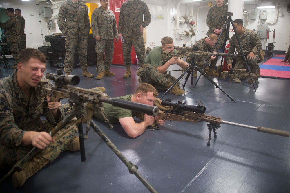 DVIDS - Images - 31st MEU Marines conduct weapon familiarization ...