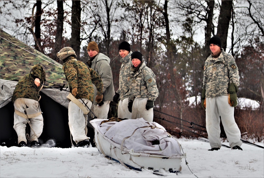 DVIDS - Images - CWOC students practice cold-water immersion training ...