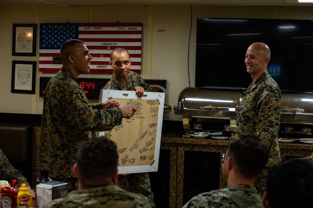 DVIDS - Images - 31st MEU Staff NCOs present a parting gift to MEU CO ...