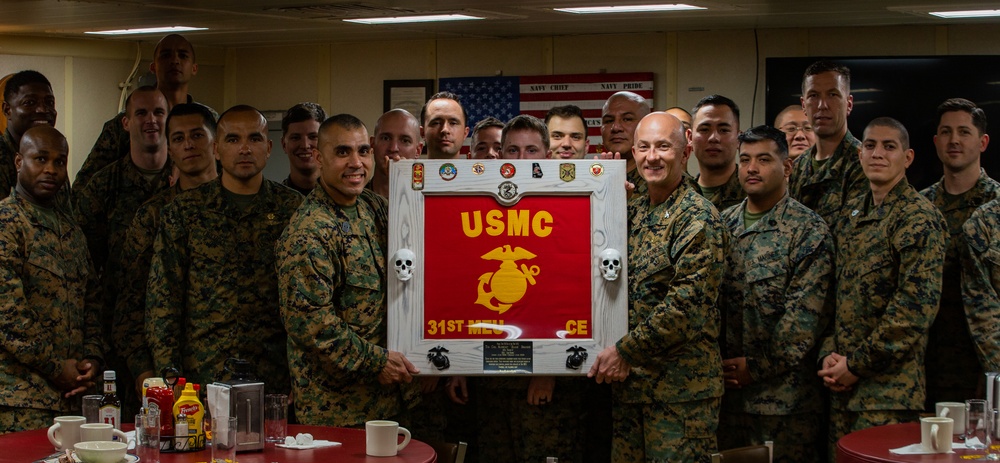 DVIDS - Images - 31st MEU Staff NCOs present a parting gift to MEU CO ...