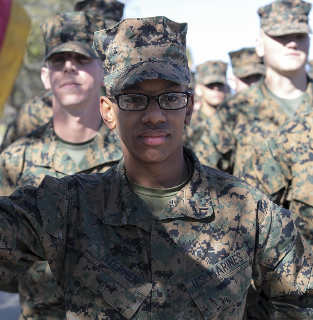 DVIDS - Images - Honor Graduates [Image 2 of 6]