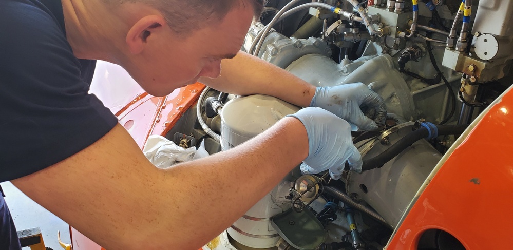 DVIDS - Images - Helicopter Preventative Maintenance [Image 4 of 4]