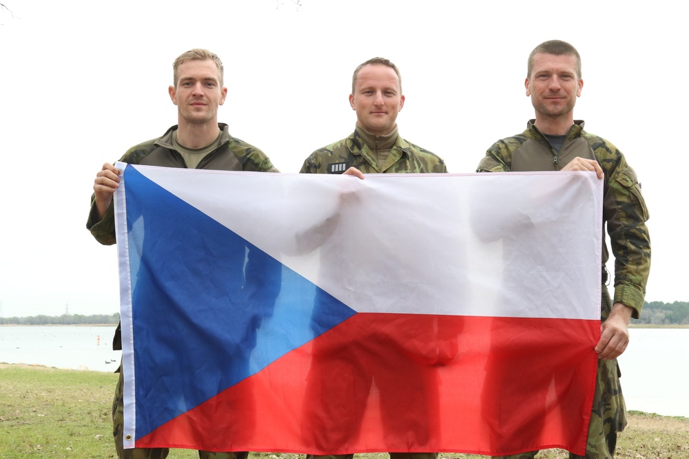 DVIDS - Images - TMD 2020 Best Warrior Competition: water ops and ruck ...