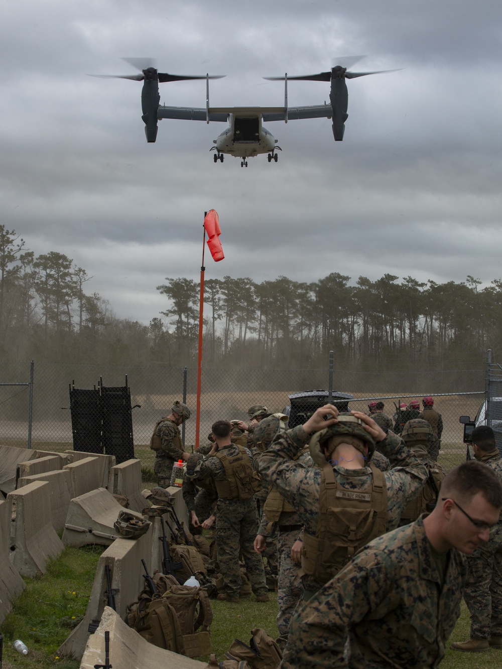 DVIDS - Images - EOTG Rappelling training with Japanese V-22 Osprey ...