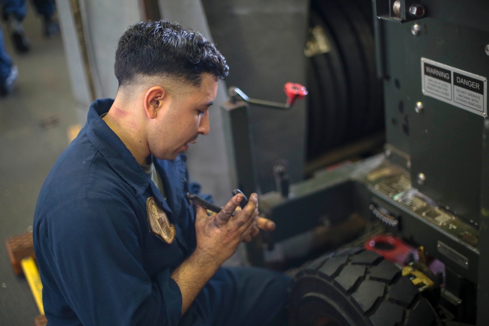 DVIDS - Images - Marines, Sailors aboard USS Bataan work and exercise ...