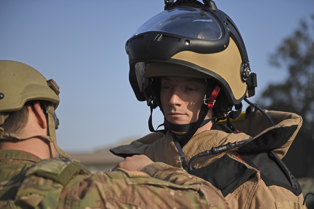 DVIDS - Images - Red Devils host counter-IED training event [Image 4 of 9]