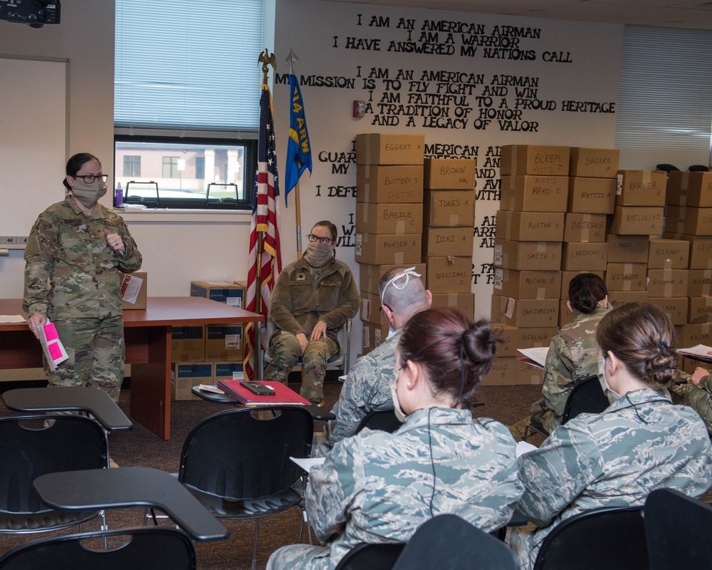 DVIDS - Images - 914th ASTS nurses deploy to support COVID-19 relief ...