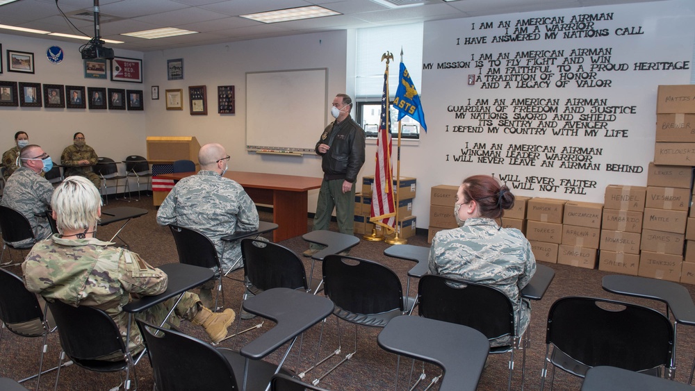 DVIDS - Images - 914th ASTS Nurses Deploy to support COVID-19 releif ...