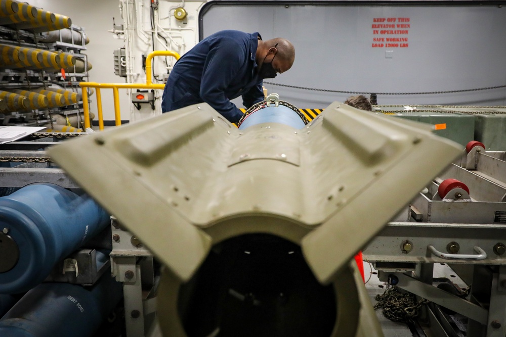 DVIDS - Images - USS Makin Island Underway [Image 2 of 8]