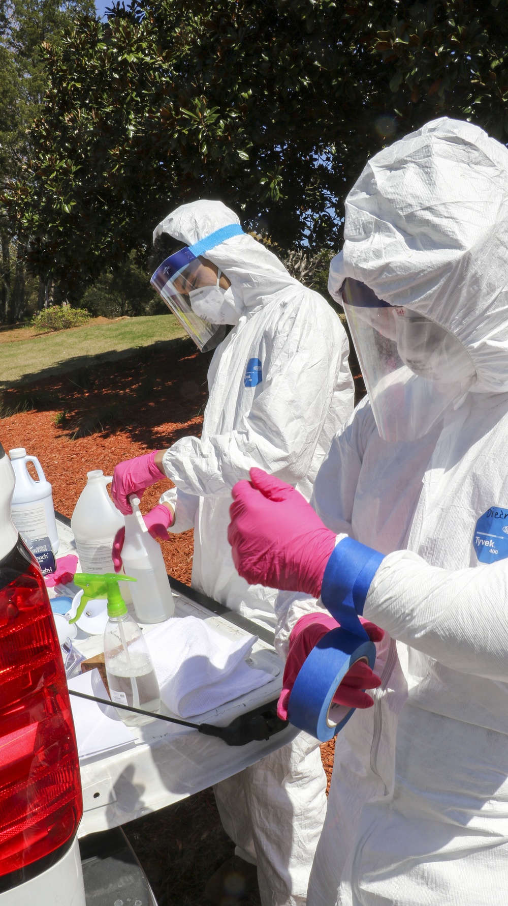 DVIDS - Images - Troop B, 1-108th CAV Infection Control Team [Image 4 of 5]