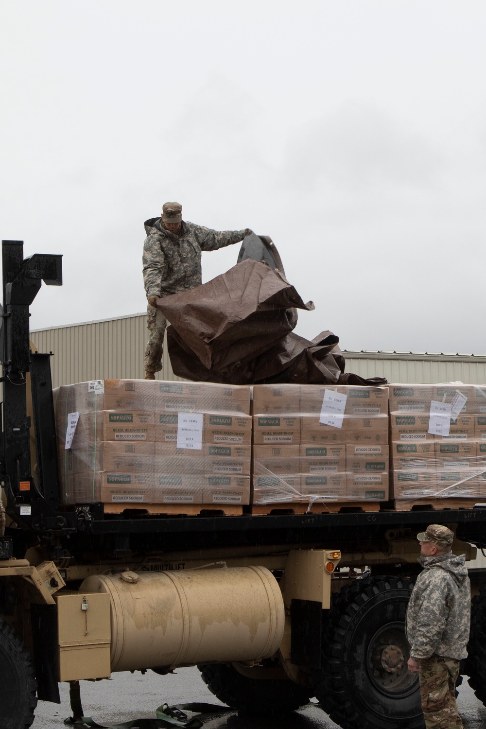 DVIDS - Images - Vermont National Guard Loads FEMA Meals for Statewide ...