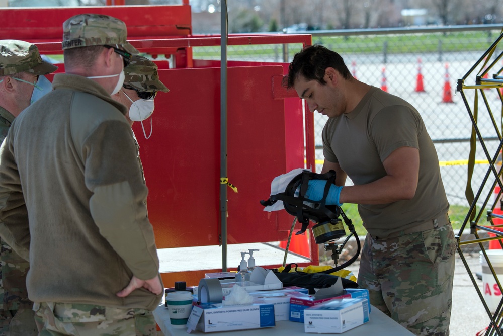 DVIDS - Images - Colorado National Guard Members support the COVID-19 ...