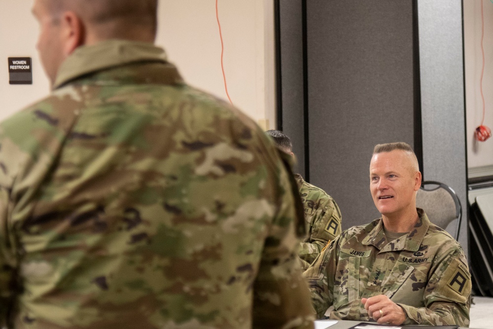 DVIDS - Images - Lt. Gen. James Visits Fort Bliss MFGI [Image 2 of 8]