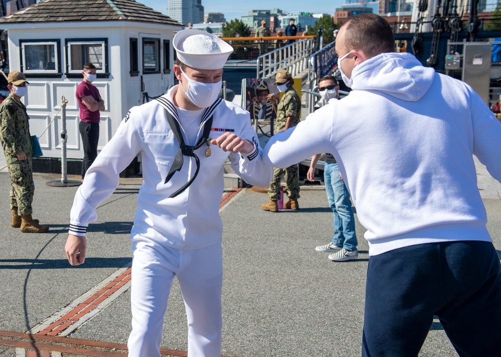 DVIDS - Images - Farewell aboard USS Constitution [Image 4 of 5]
