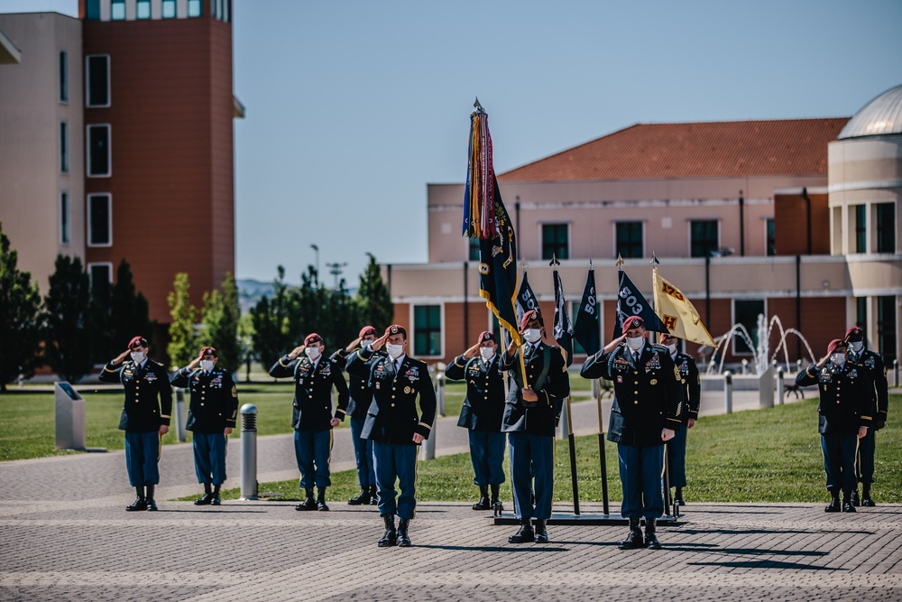 DVIDS - Images - Present Arms [Image 5 of 6]