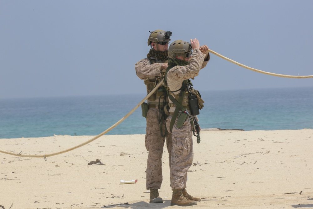 DVIDS - Images - MRF SPIE rigs on Kurayn Island, Saudi Arabia [Image 3 ...