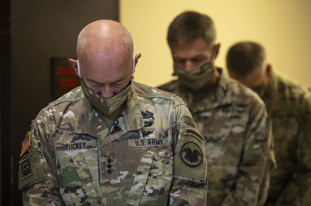 DVIDS - News - Top Army Reserve general relinquishes command