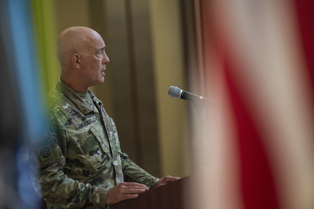 DVIDS - News - Top Army Reserve general relinquishes command
