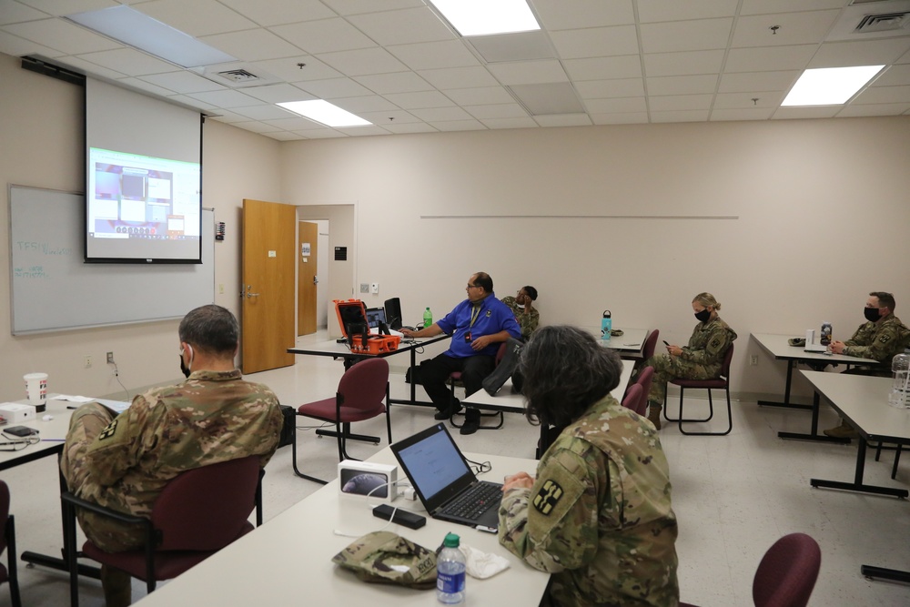 DVIDS - Images - UAMTF 627 trains on JADC2 [Image 1 of 4]