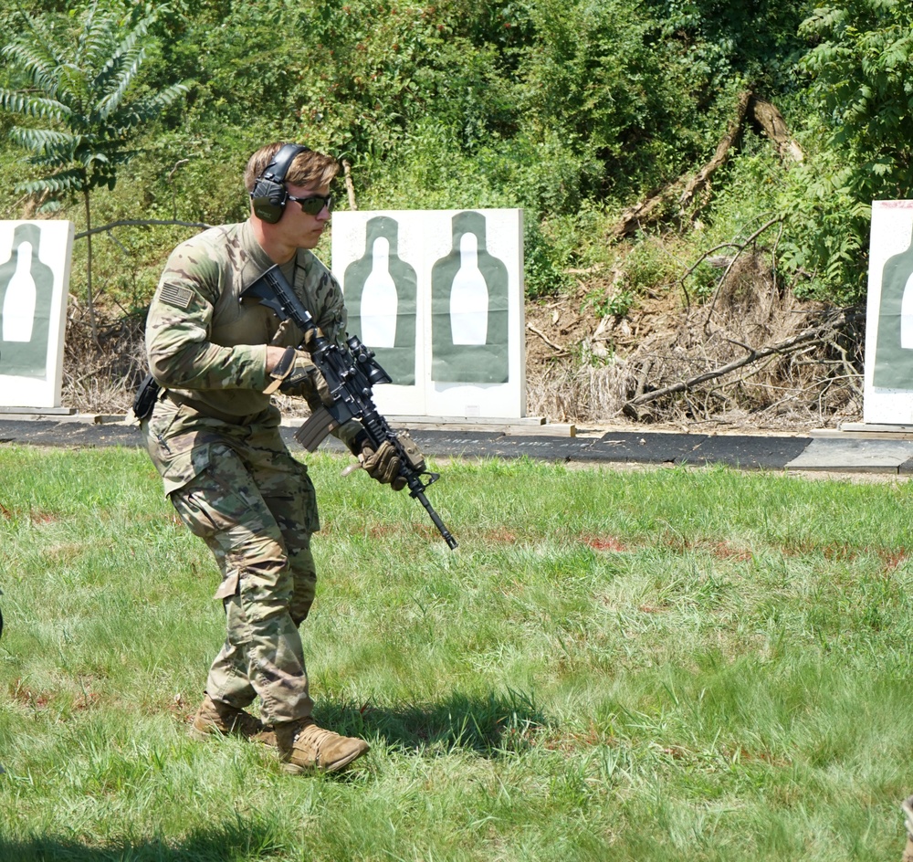 DVIDS - News - 1/109th IN Soldiers train in short-range marksmanship