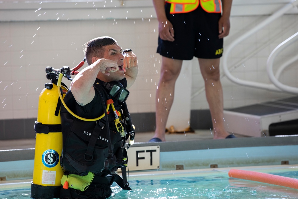 DVIDS - Images - 2020 U.S. Army Reserve Best Warrior Competition – 100m ...