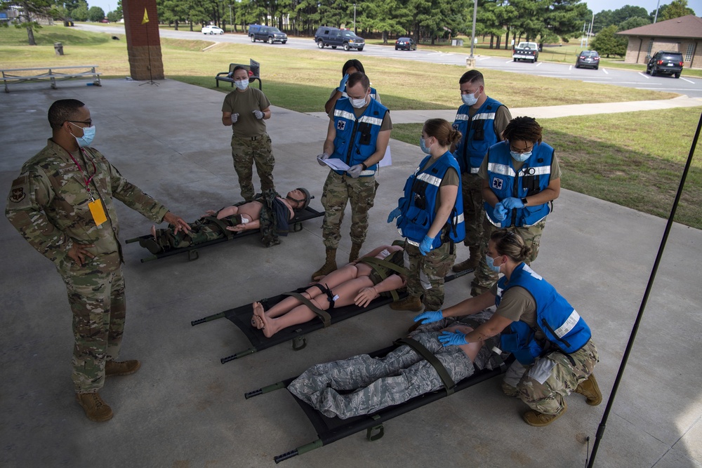 DVIDS - Images - 19th MDG conducts mass casualty exercise [Image 6 of 9]