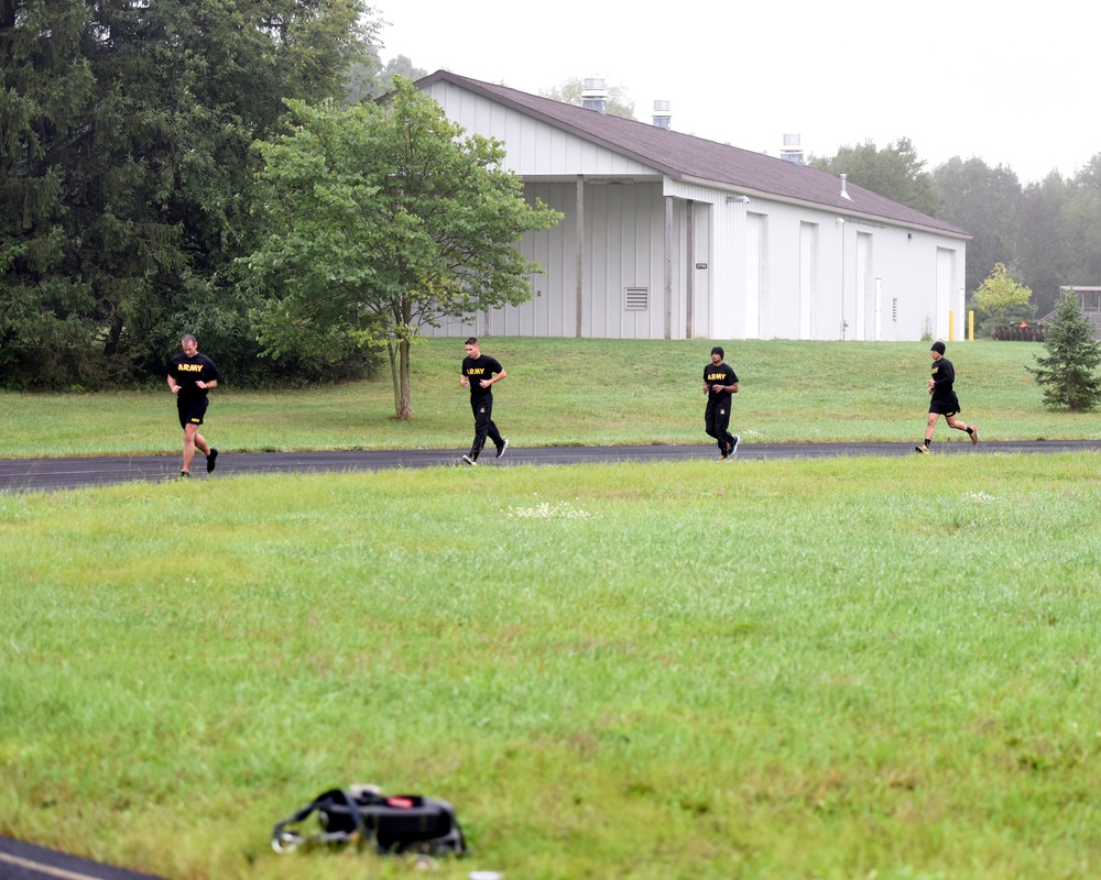 DVIDS - Images - Michigan Guard engineers conduct Army Combat Fitness ...