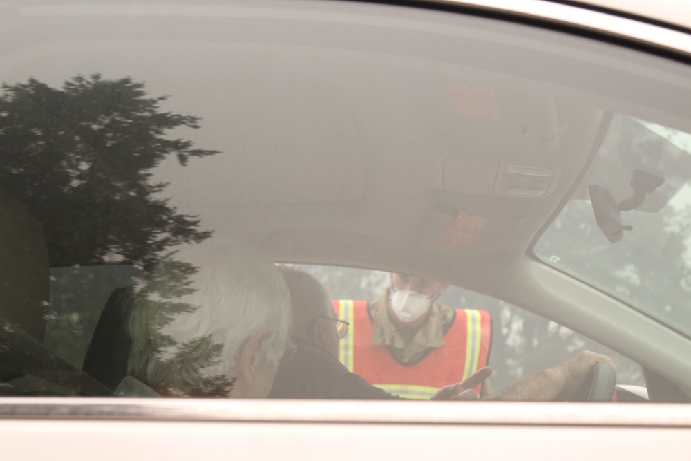 DVIDS - Images - Oregon Army National Guard Soldiers man traffic ...