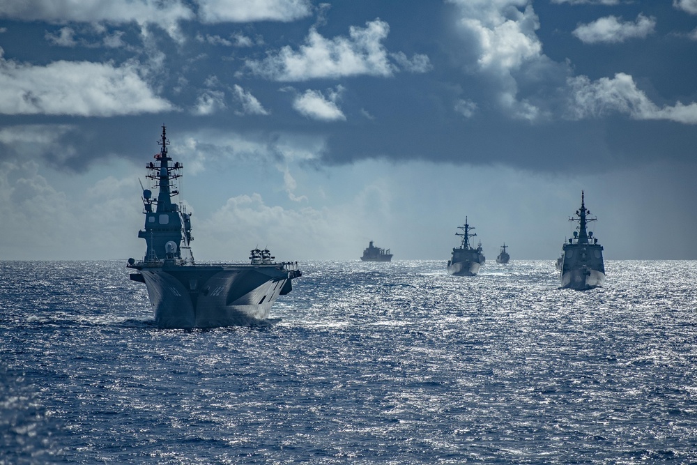 DVIDS - Images - USS Navy sails with Royal Australian Navy, Republic of ...