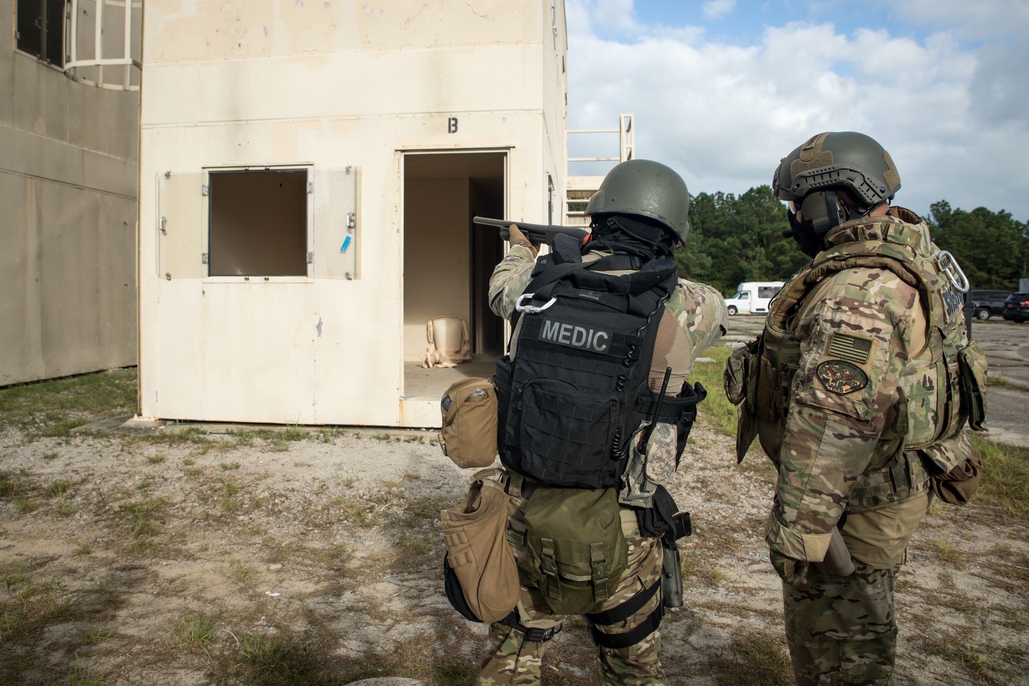 Flexible Baton Round