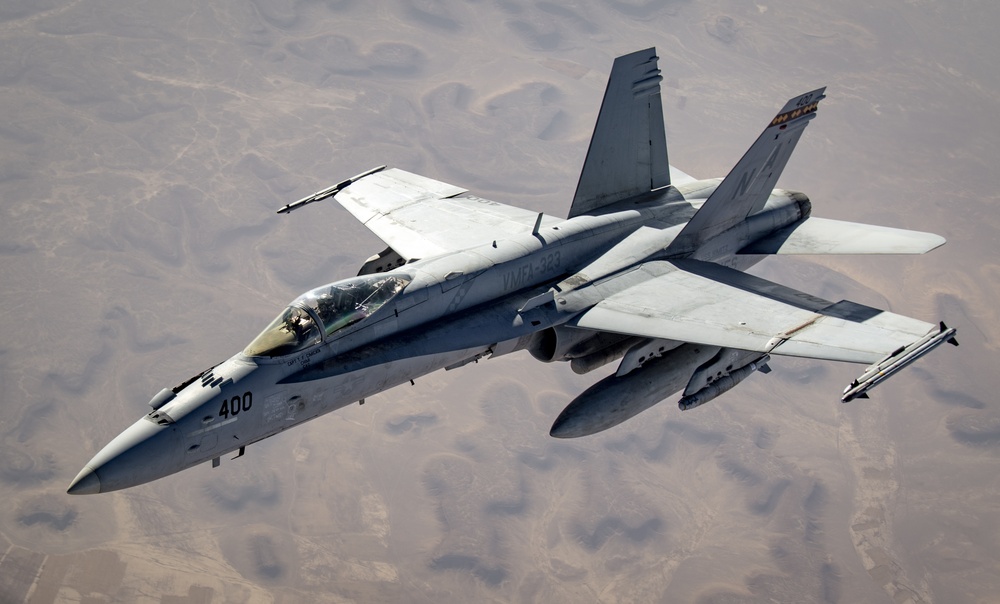 DVIDS - Images - KC-135 refuels F/A-18s in support of Operation Inherent Resolve [Image 4 of 14]